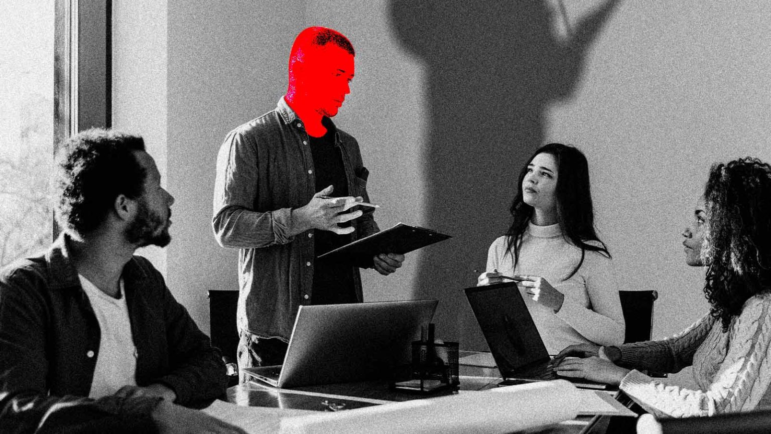 Líderes medíocres existem em toda parte. Por que nos conformamos em ...