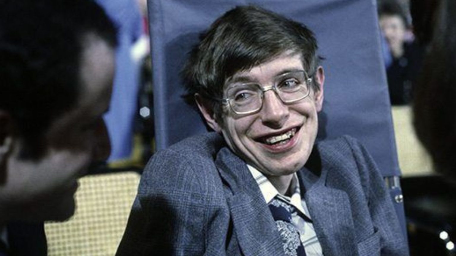 8 fatos interessantes sobre Stephen Hawking que talvez você não saiba ...